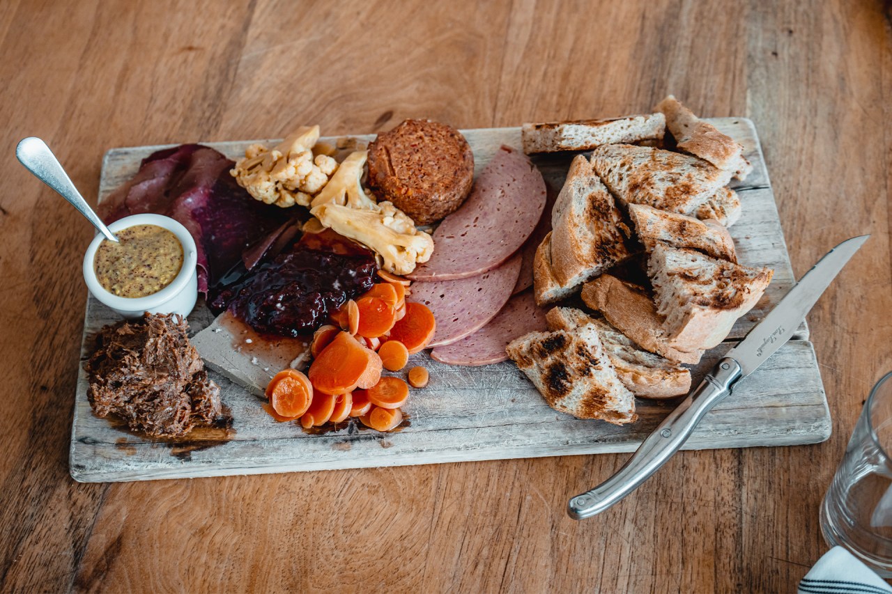 Swine & Dine with Jesse Griffiths: How to Properly Prepare Hogs